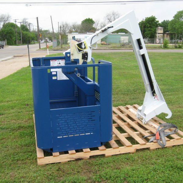 Rotating Hook Man Basket - DesignWise