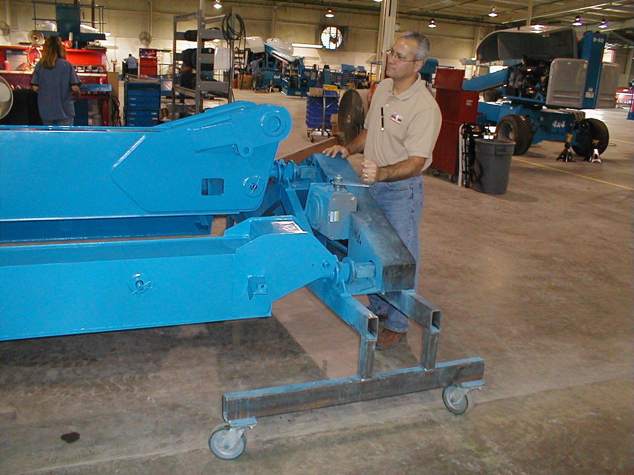 Paint Cart - DesignWise